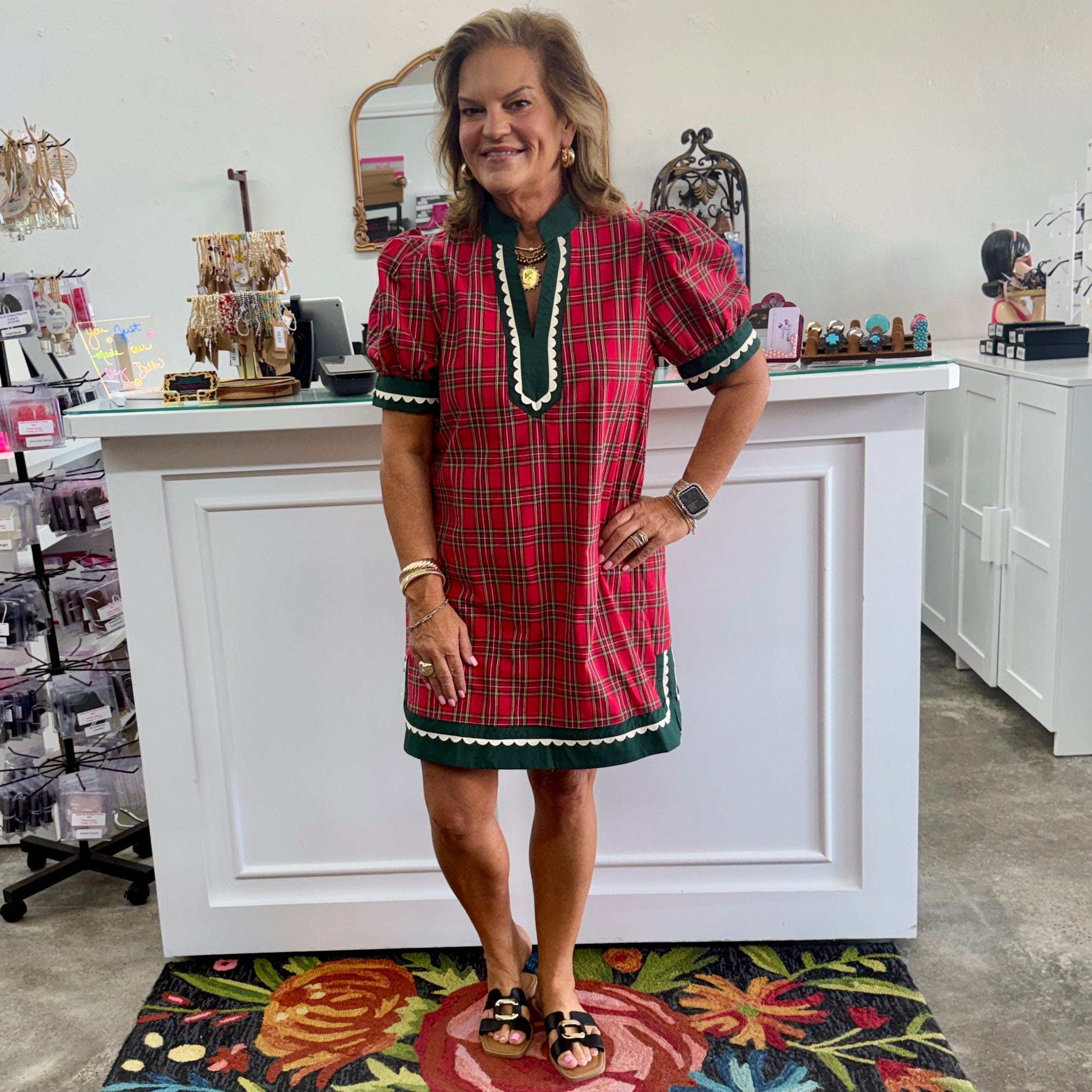 Christmas Plaid Dress - Red – Shabby Chic Boutique and Tanning Salon