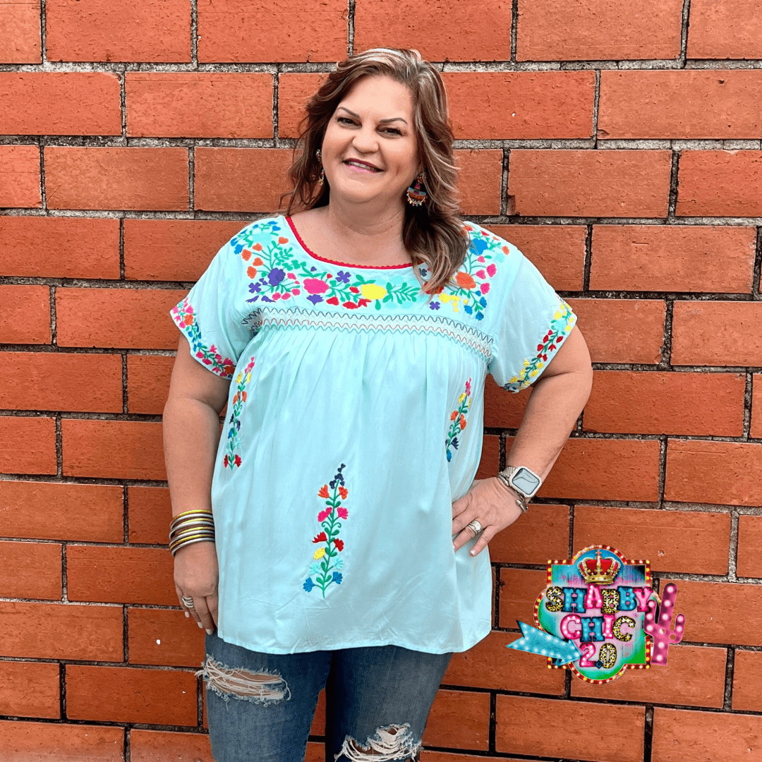 Layerz Lively Top – Shabby Chic Boutique and Tanning Salon