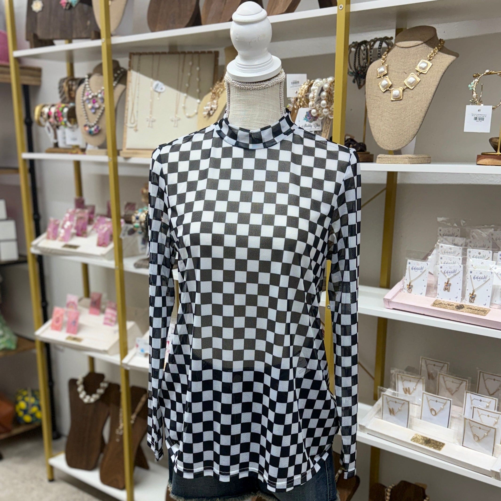 Black and White Checkered Mesh Top – Shabby Chic Boutique and Tanning Salon