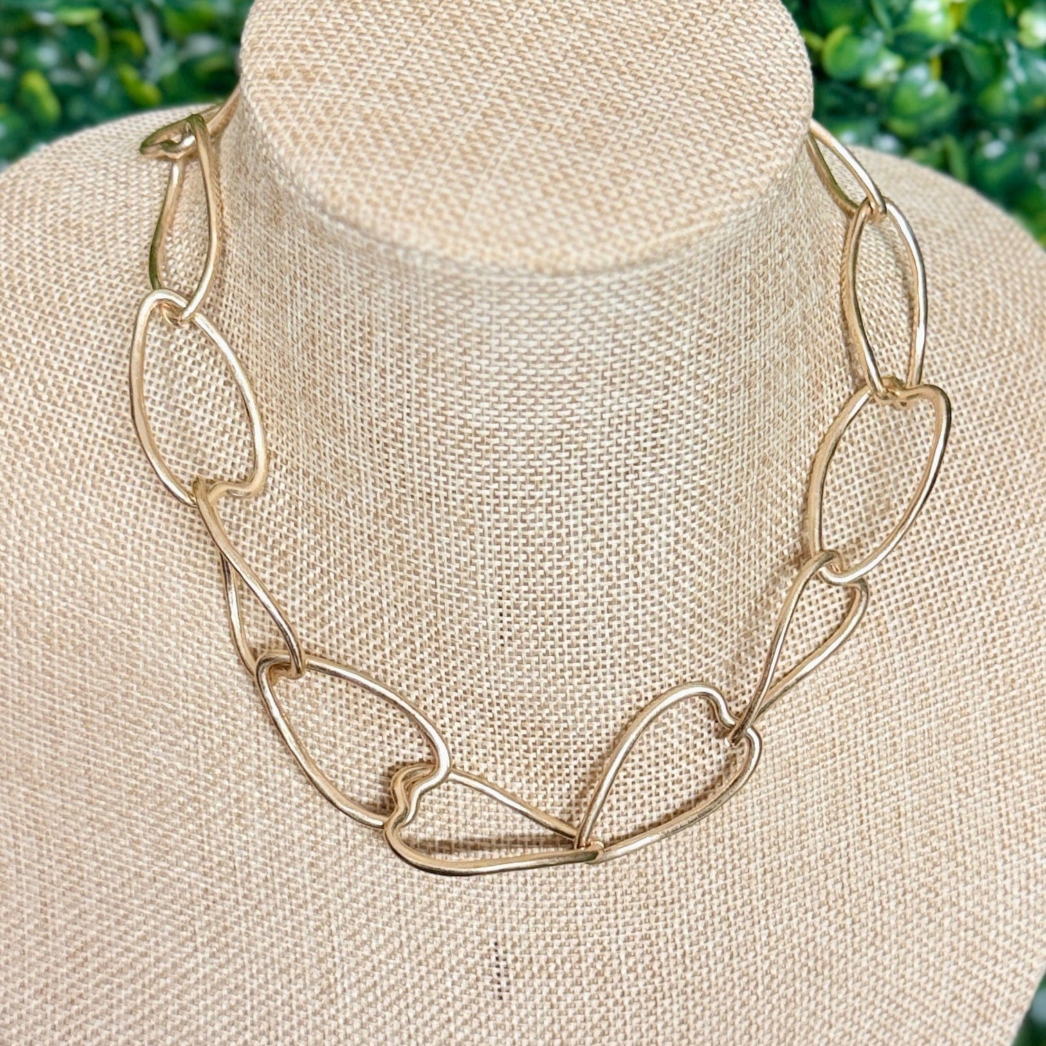 Chunky Hearty Link Necklace – Shabby Chic Boutique and Tanning Salon