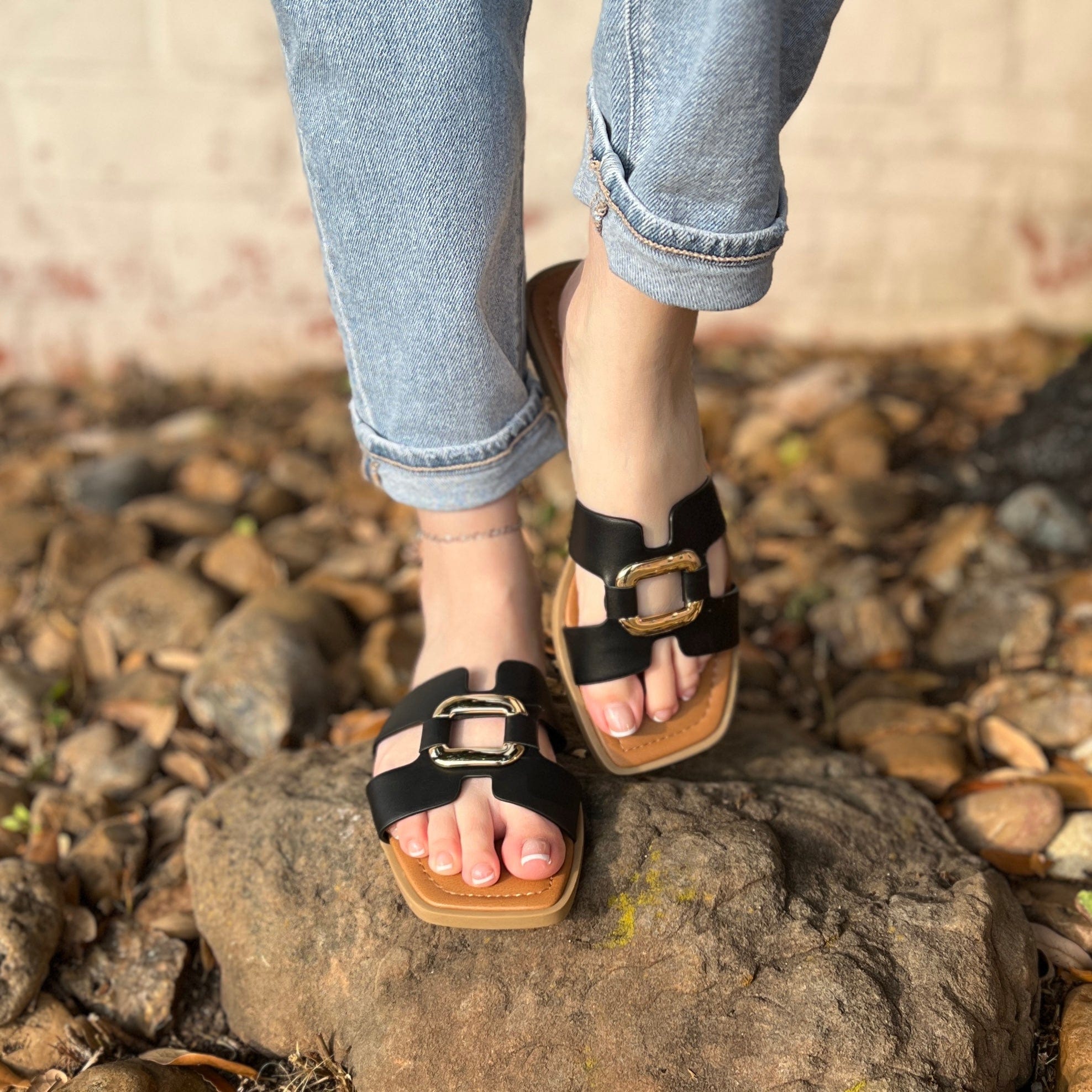 Feng Sandals - Black – Shabby Chic Boutique and Tanning Salon