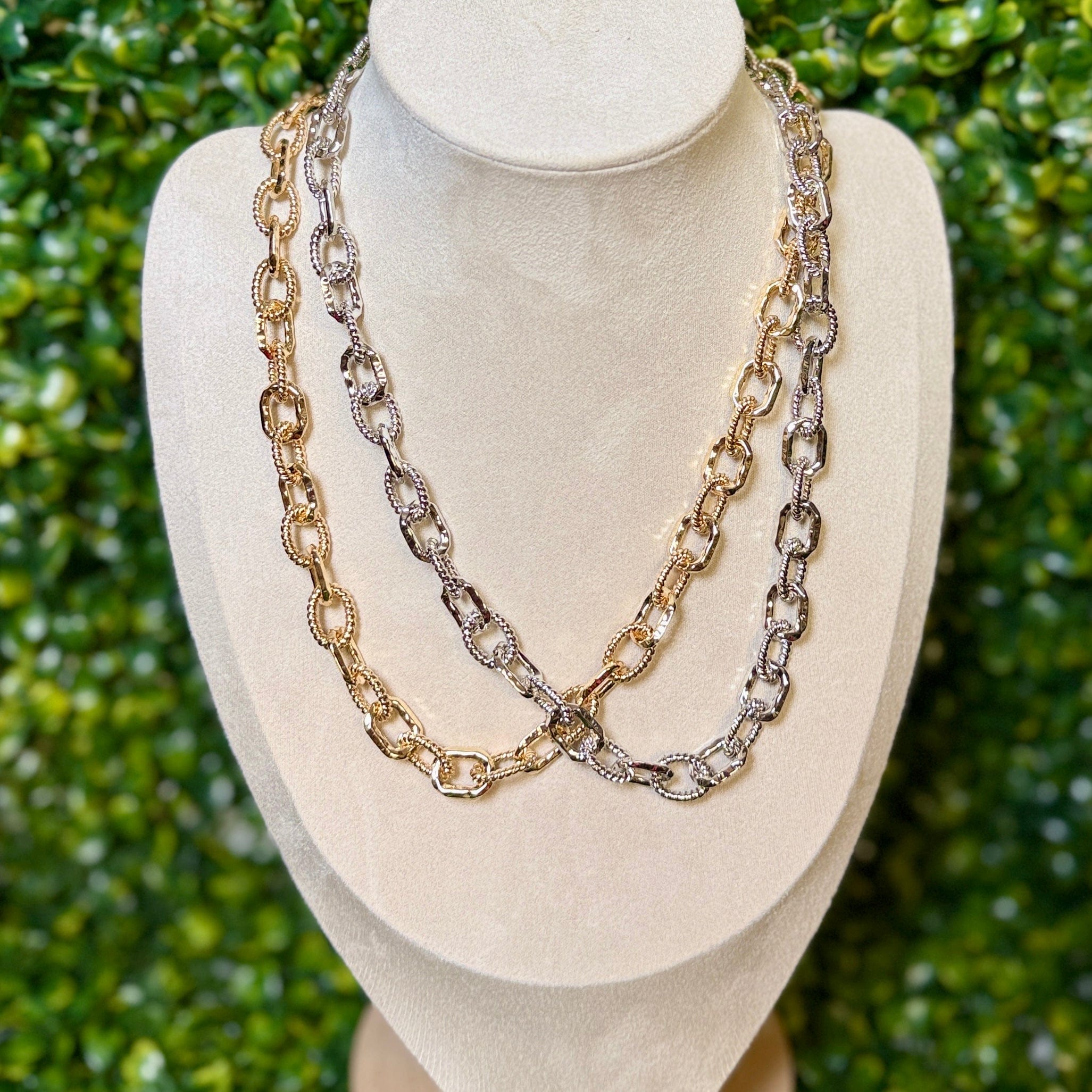 Goldtone or Silvertone Cable Chain – Shabby Chic Boutique and Tanning Salon