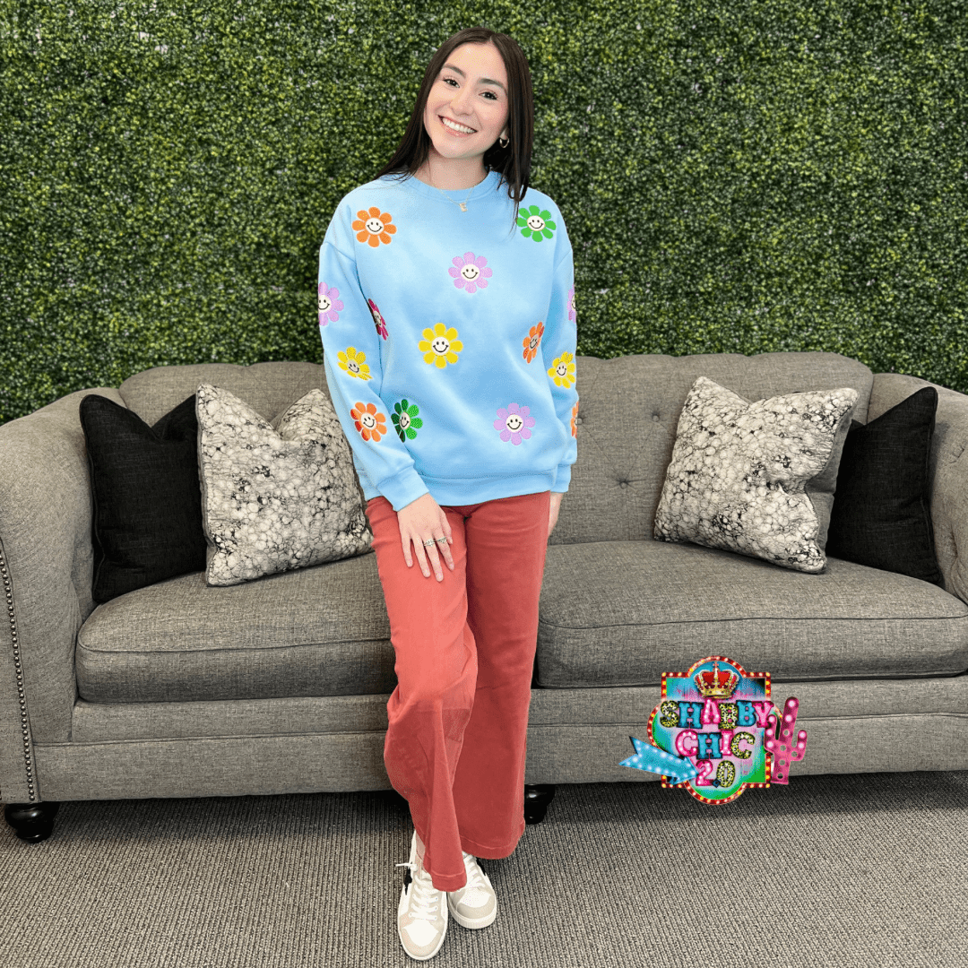 Happy Flower Pattern Crewneck Top – Shabby Chic Boutique and Tanning Salon