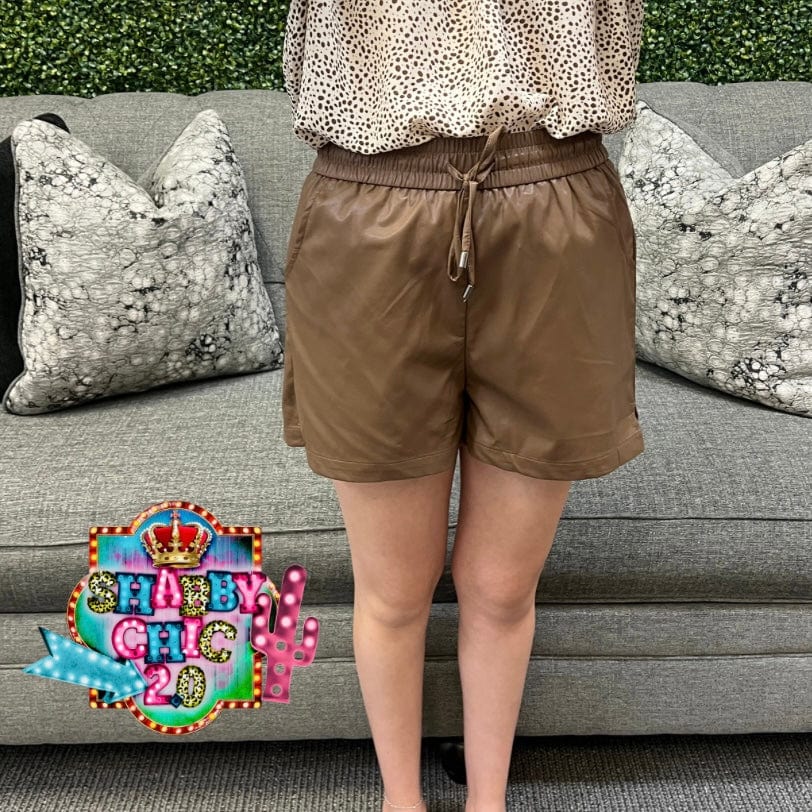 Bottoms Up Shorts - Amber – Shabby Chic Boutique and Tanning Salon