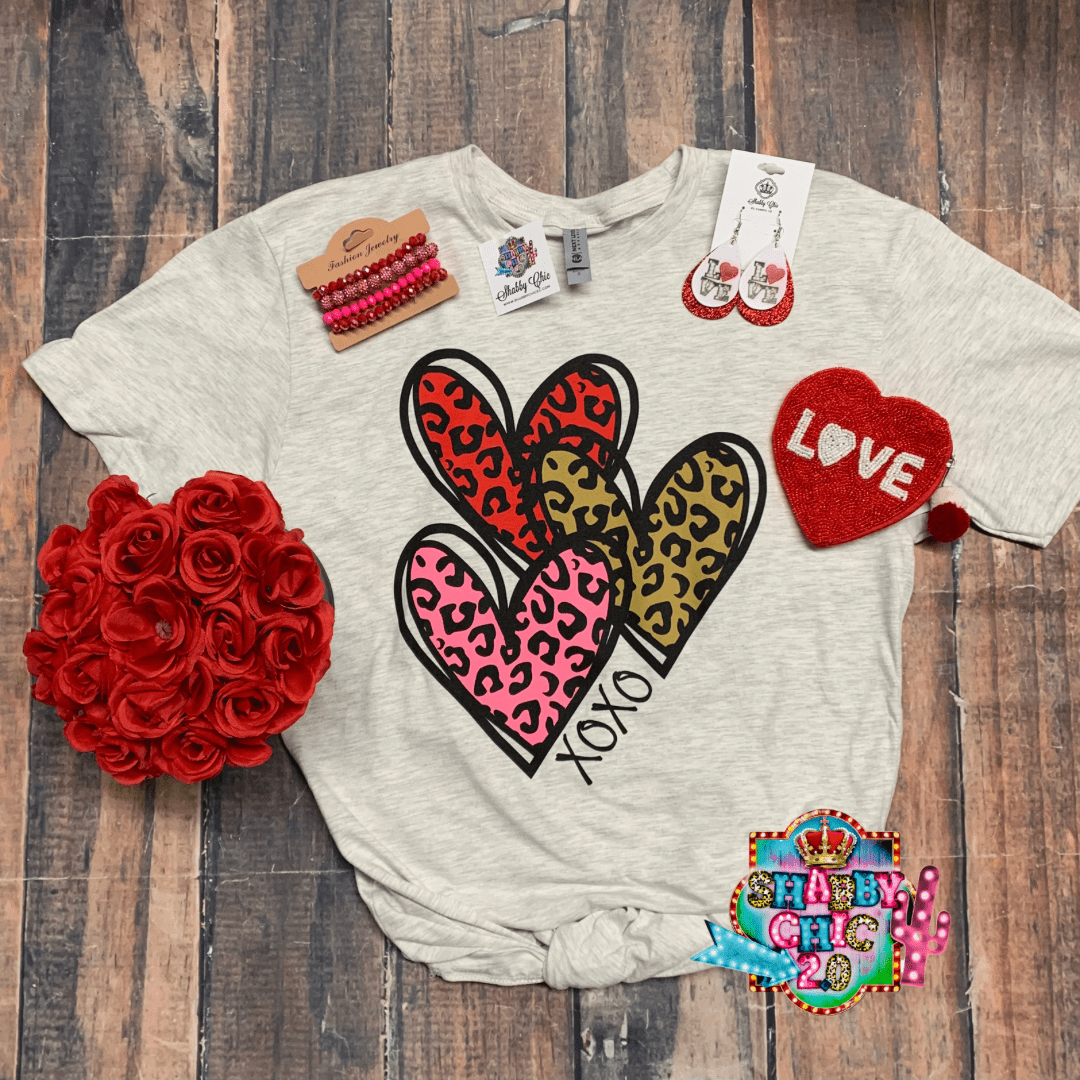 Fun Hearts XOXO Tee – Shabby Chic Boutique and Tanning Salon