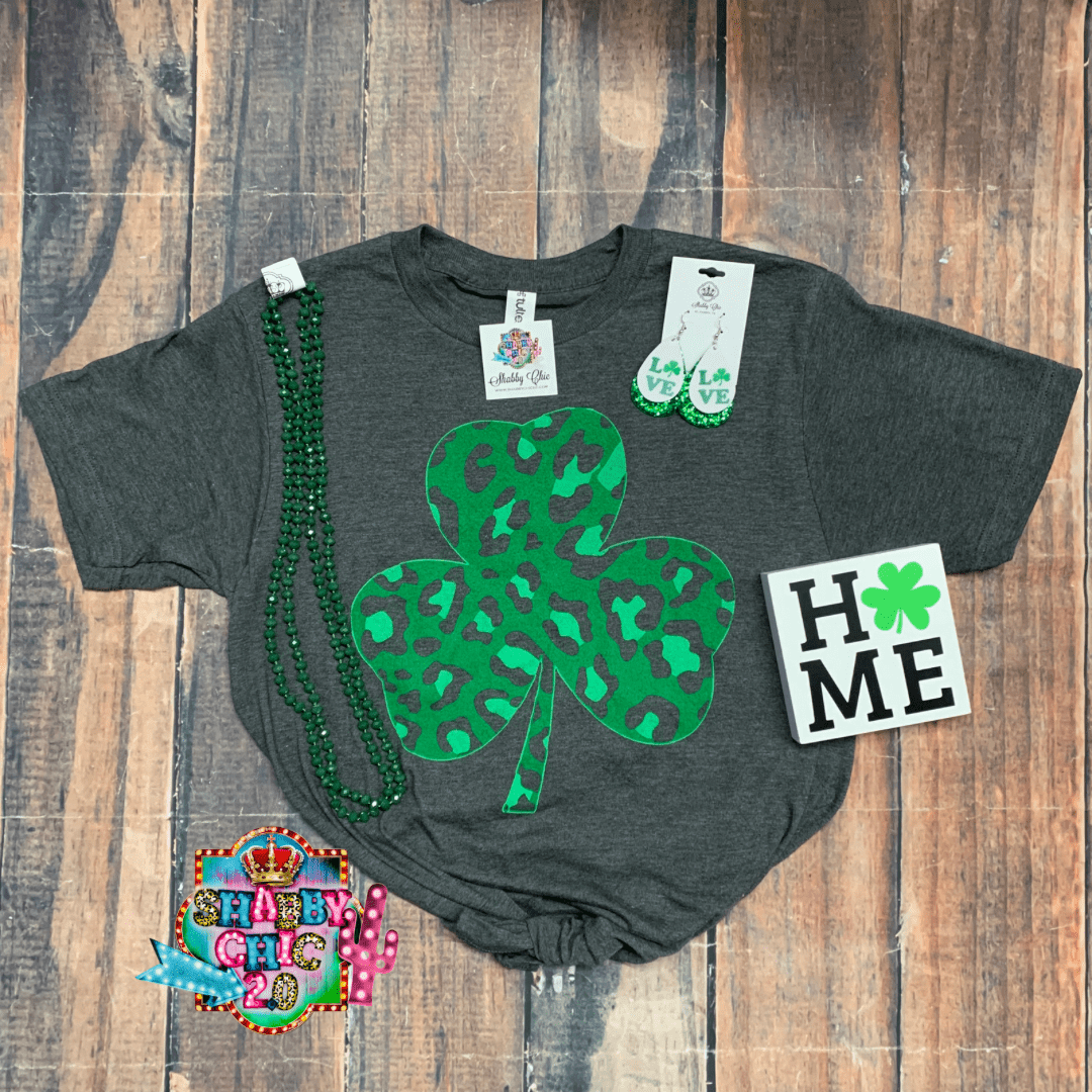 Leopard Shamrock Tee – Shabby Chic Boutique and Tanning Salon
