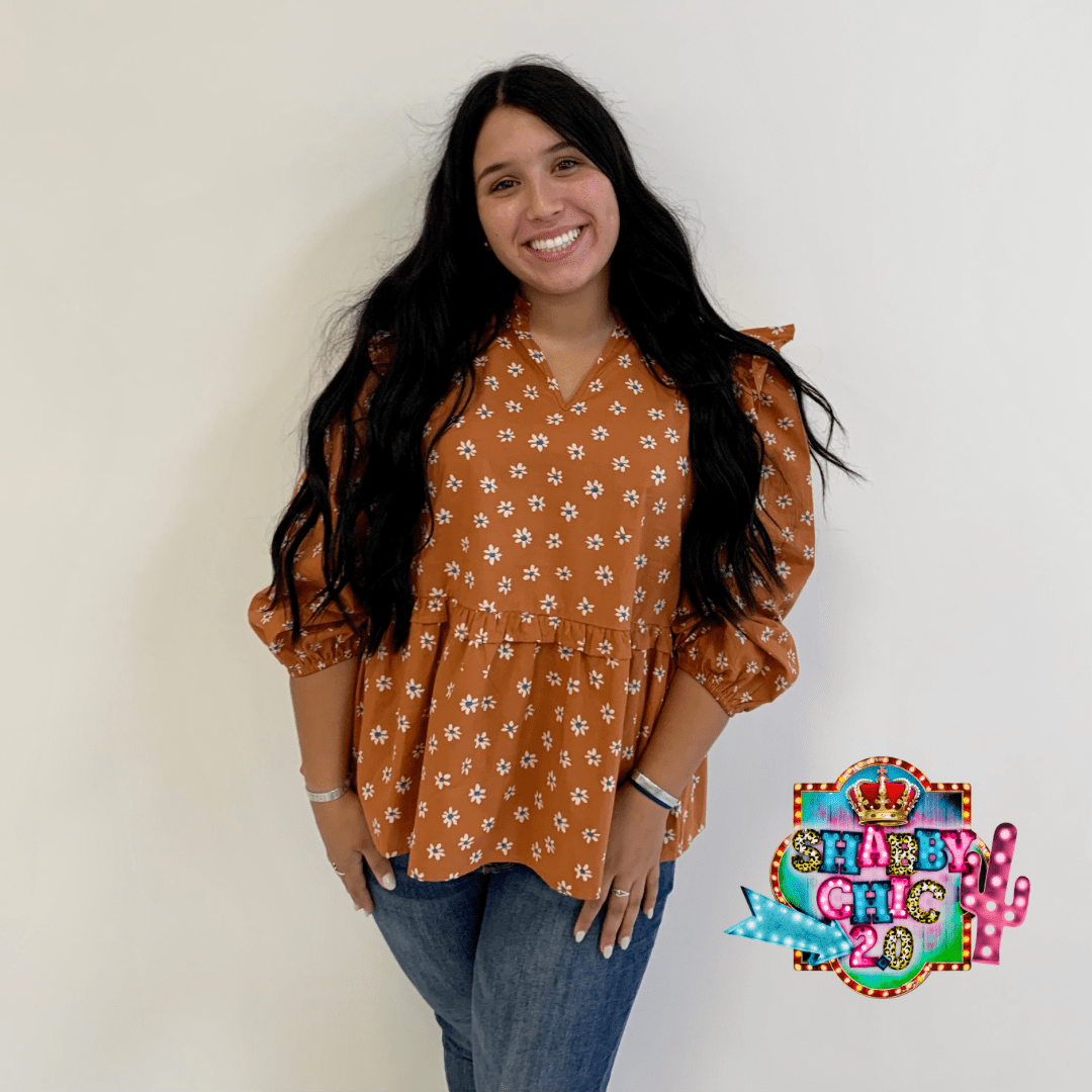 Walking into Fall Top – Shabby Chic Boutique and Tanning Salon